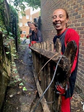 Volunteer residents spruce up the Woolwich Common Estate